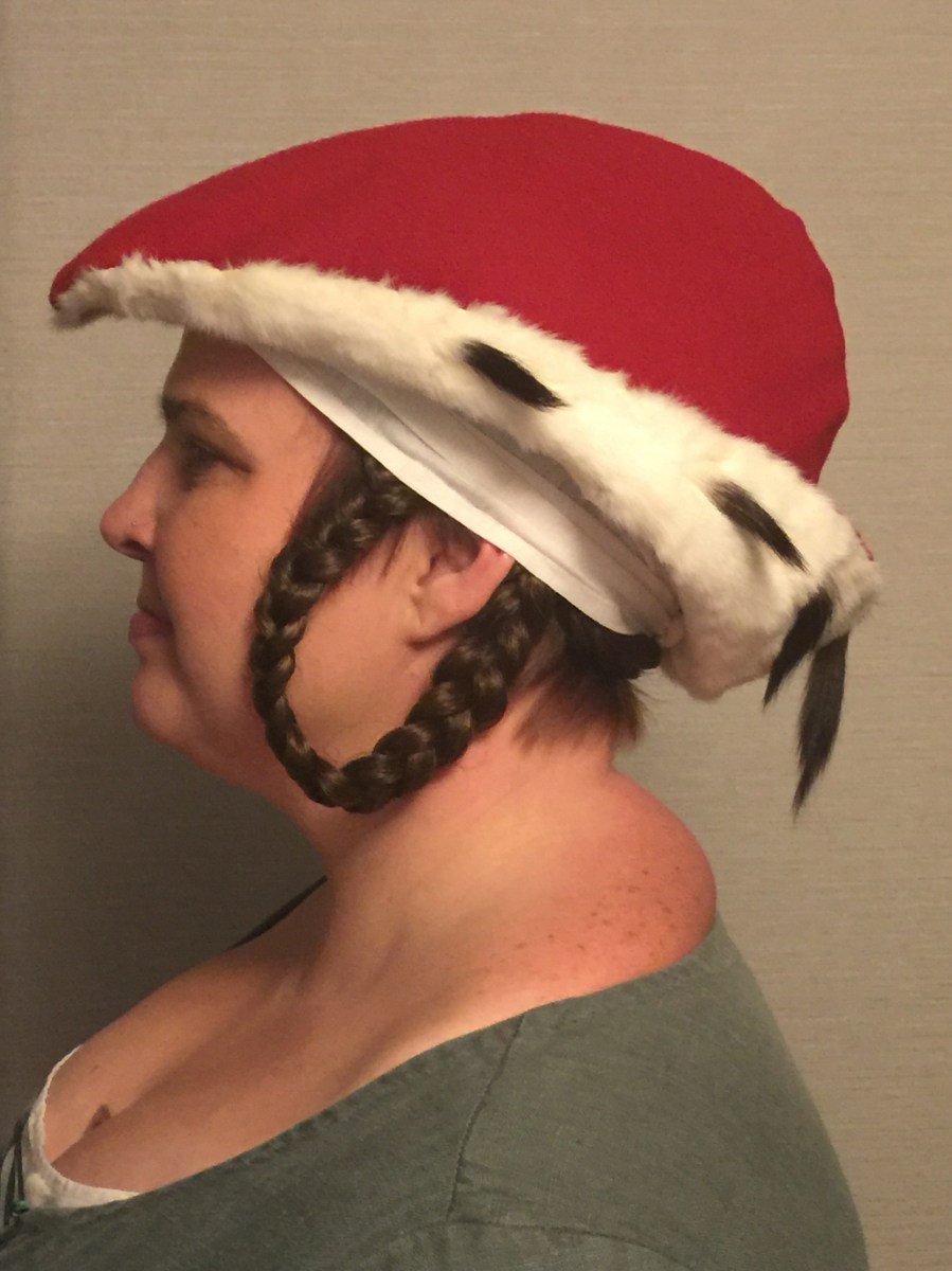 A 14th Century Cap of Maintenance (Bycocket Hat) | In Pursuit of ...